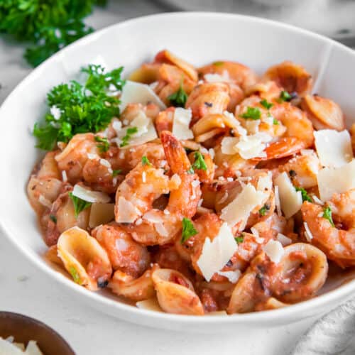 Shrimp Pasta in Vodka Sauce