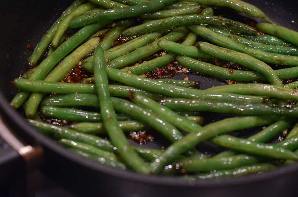Sweet and Spicy Asian-Style Green Beans | Valerie's Kitchen