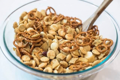 Garlic Dill Snack Mix (Ranch-Style Chex Mix) | Valerie's Kitchen