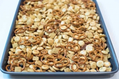 Garlic Dill Snack Mix (Ranch-Style Chex Mix) | Valerie's Kitchen