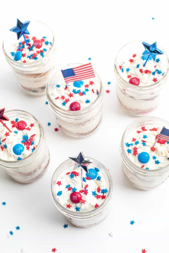 Patriotic Funfetti Mason Jar Cupcakes | Valerie's Kitchen