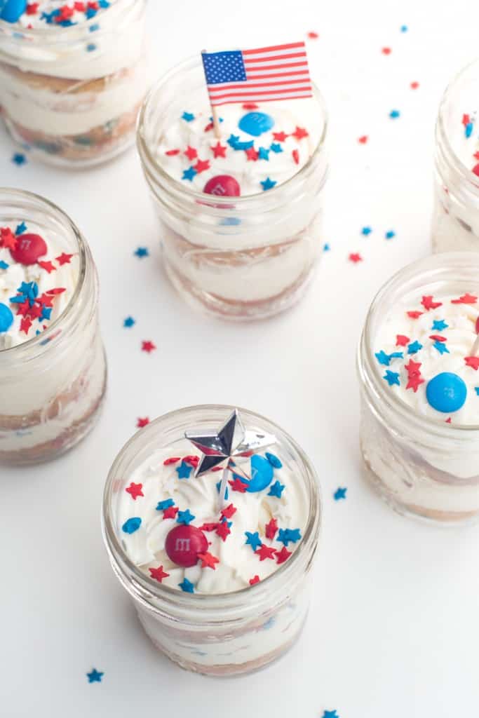 Patriotic Funfetti Mason Jar Cupcakes | Valerie's Kitchen
