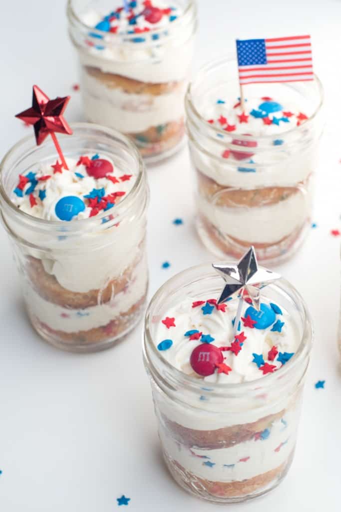 Patriotic Funfetti Mason Jar Cupcakes | Valerie's Kitchen