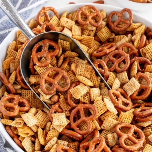Garlic Dill Snack Mix (Ranch-Style Chex Mix) | Valerie's Kitchen