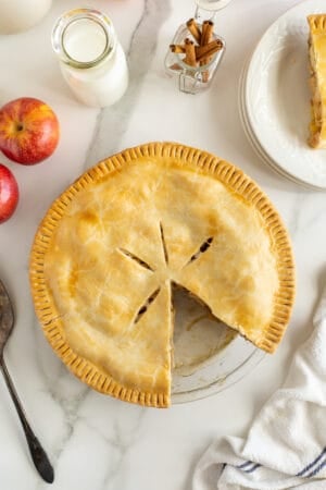 Classic Double Crust Apple Pie