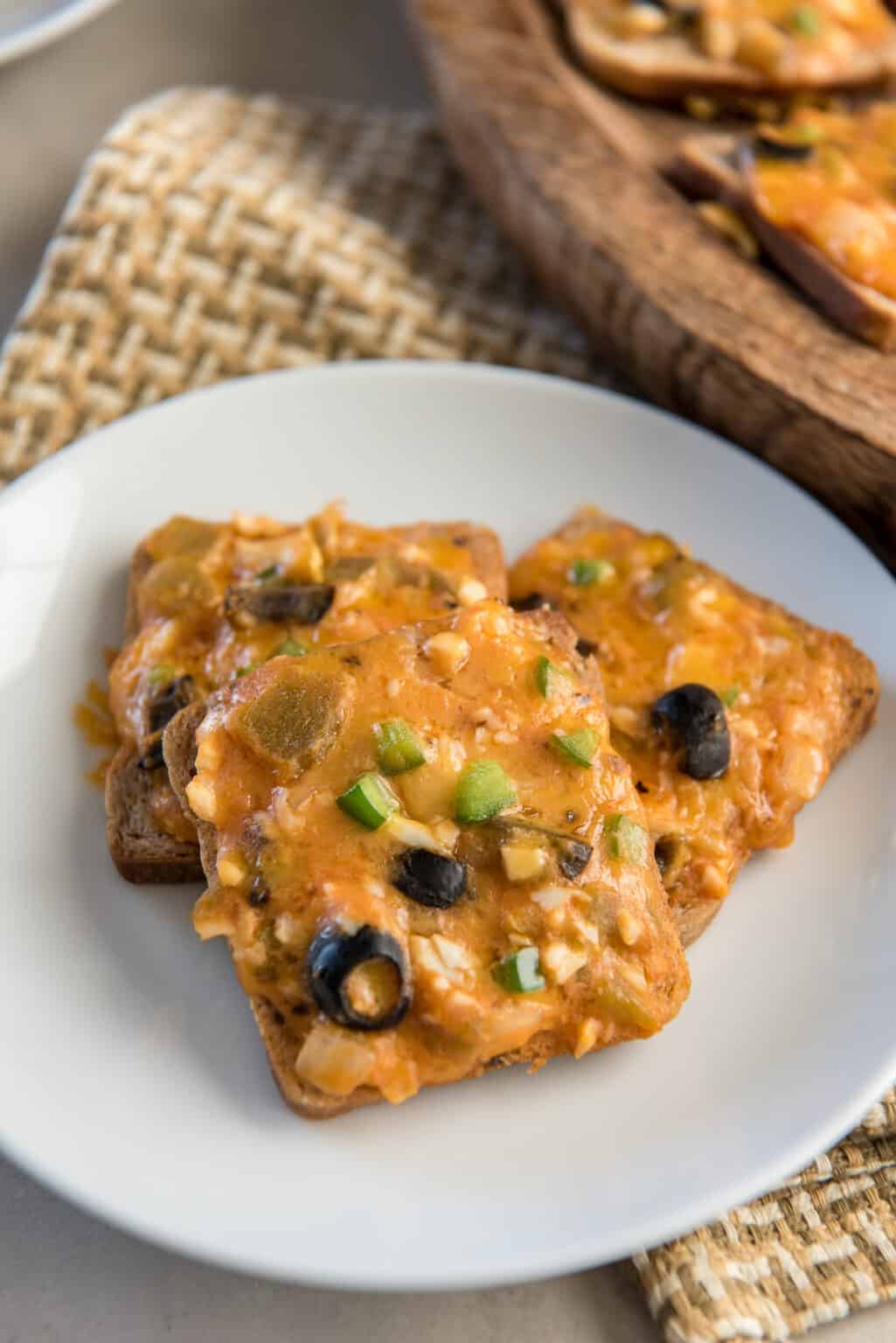 Cheesy Cocktail Rye Appetizers | Valerie's Kitchen