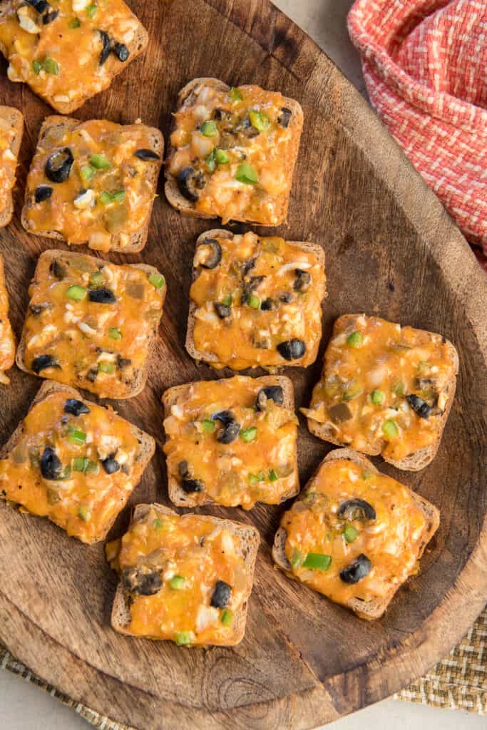 Cheesy Cocktail Rye Appetizers | Valerie's Kitchen