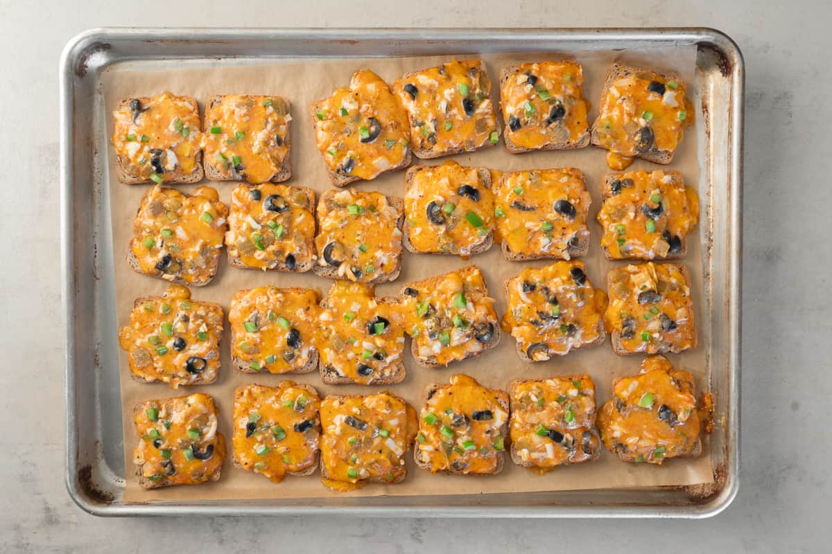 Cheesy Cocktail Rye Appetizers | Valerie's Kitchen