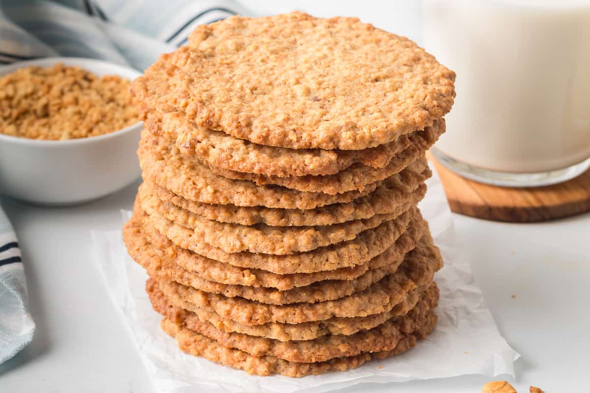 Thin Crispy Peanut Cookies